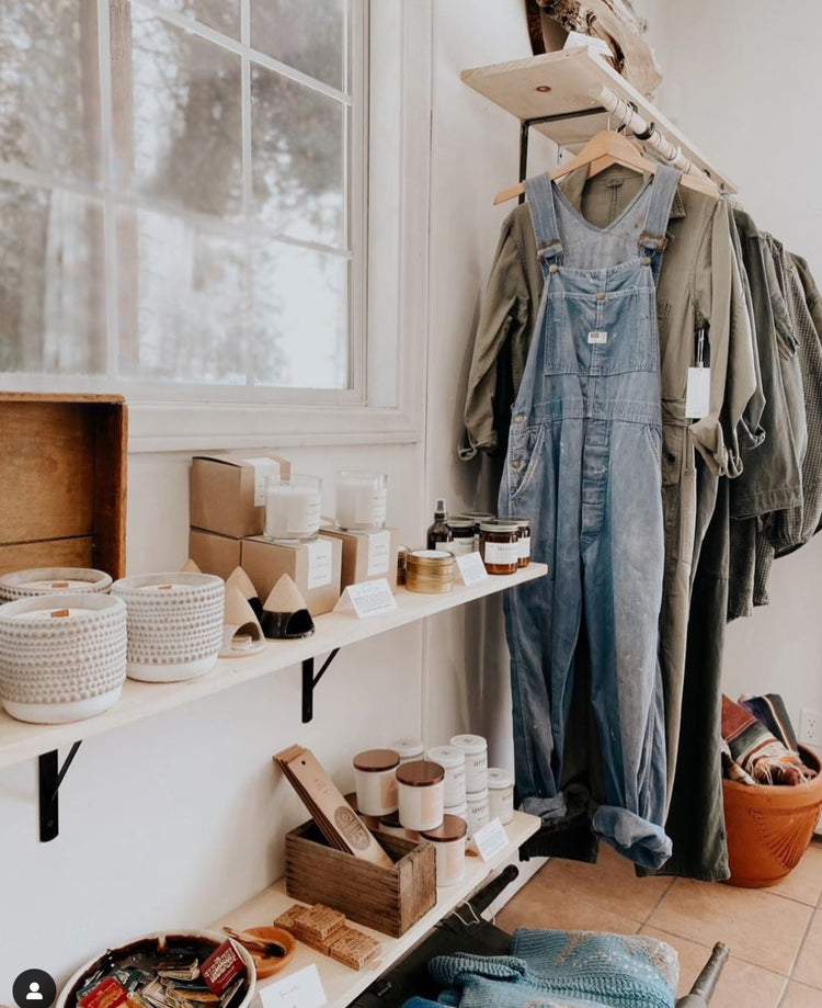 foundationvintage.com